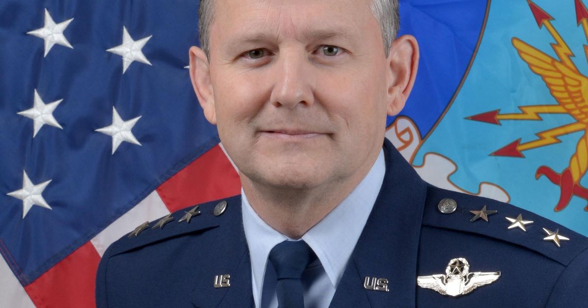 Air Force general fired over inappropriate emails will keep rank, pay ...