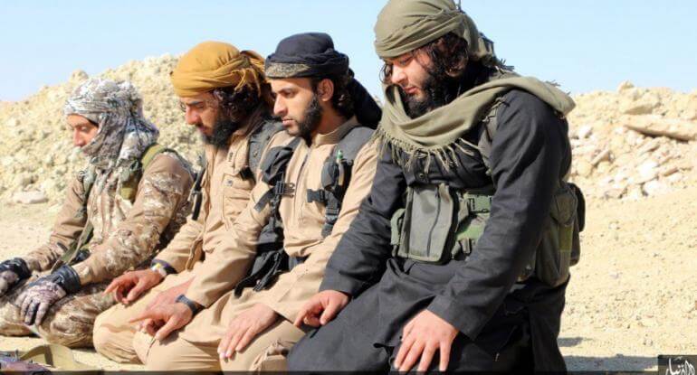 ISIS Calls for Random Knife Attacks in Alleys, Forests, Beaches ...