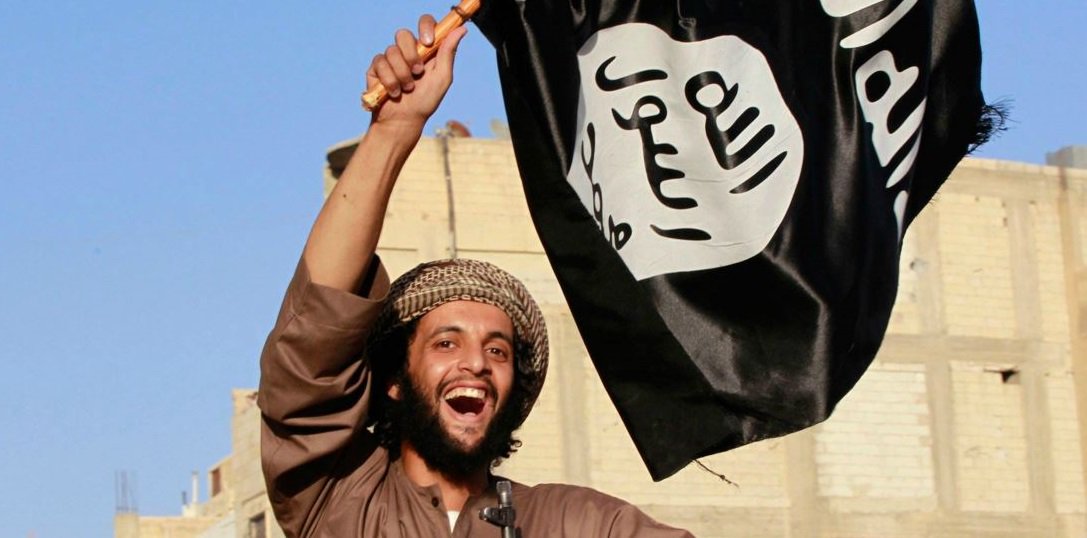 Special Forces Hero Killed An Isis Fighter With His Bare Hands By Drowning Him In A Puddle