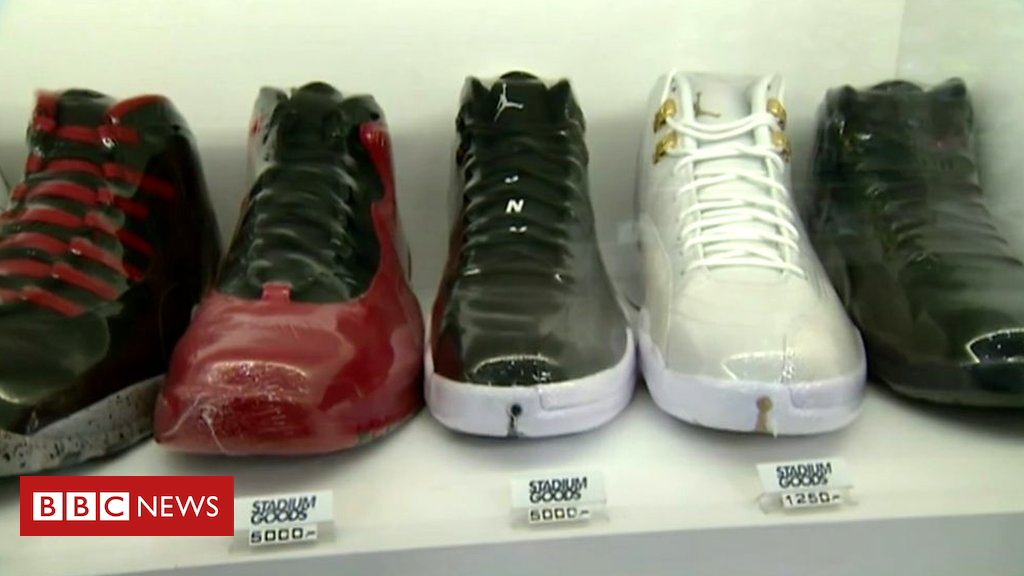 Are Canadians smuggling shoes? | RallyPoint