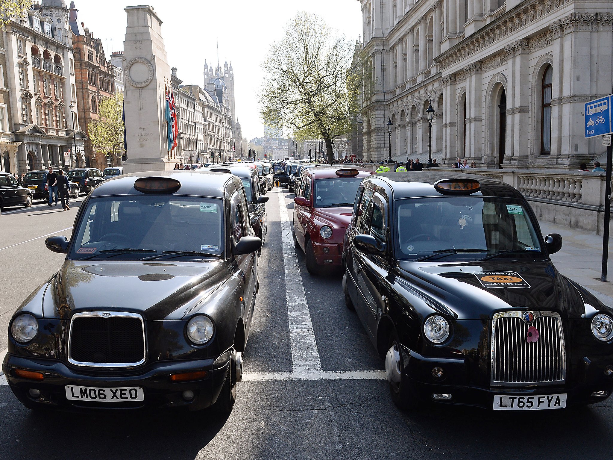 London taxi drivers could sue Uber for 1.25bn over lost earnings ...