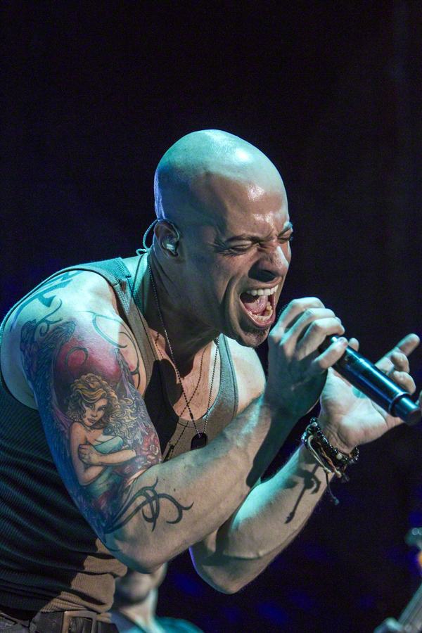 Chris Daughtry - Wikipedia | RallyPoint