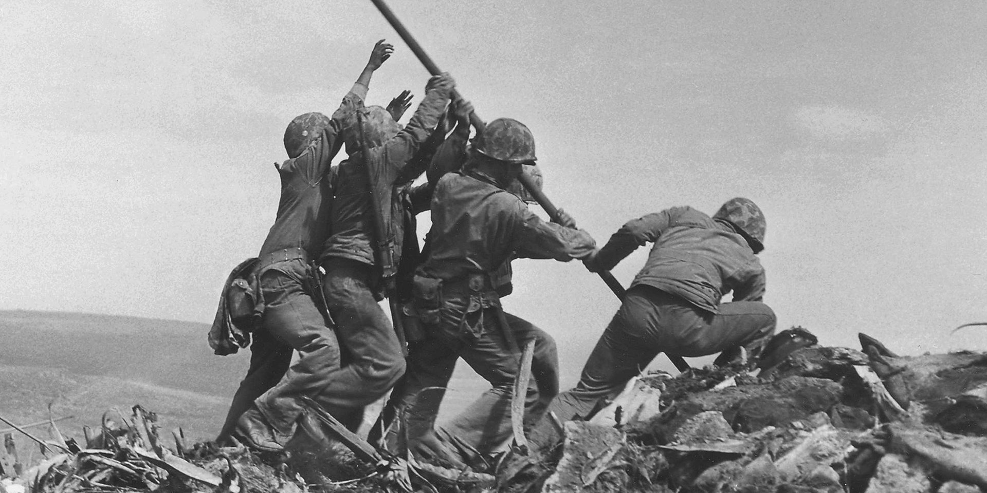 73 years ago a war photographer snapped the most iconic image of World ...