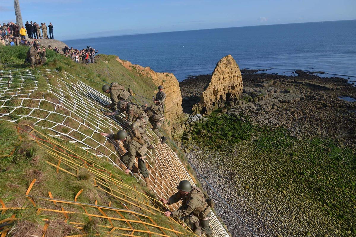 Today's Rangers Scale Normandy Cliff in Honor of One of D-Day's Boldest ...