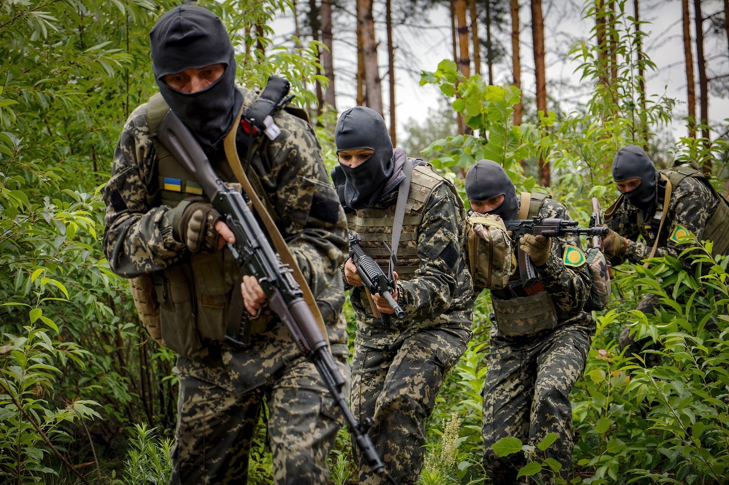 Ukraine receives arms seized from Iranian smuggling operation - Army ...