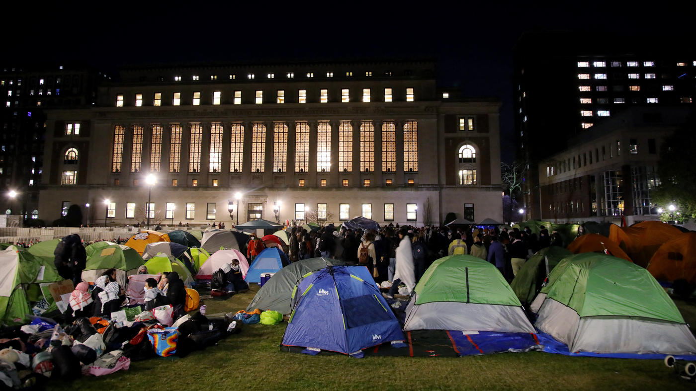 In Columbia University's protests of 1968 and 2024, what's similar ...