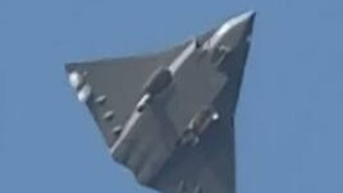Chinese stealth jet is 'super weapon' that could control the skies ...